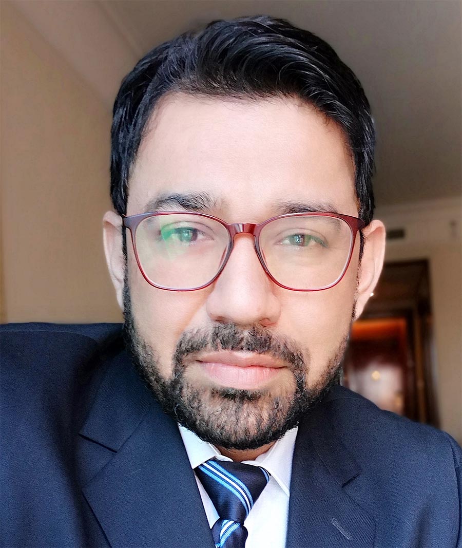 Dr Sumit Dubey - Center for Dental Implants Dr Sumit Dubey - Center for Dental Implants
